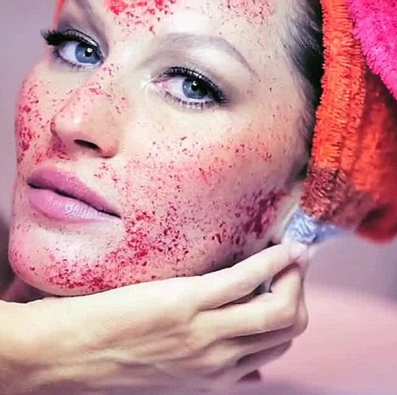 Médecine esthétique : le Vampire Lift une nouvelle tendance ! AnswebMed